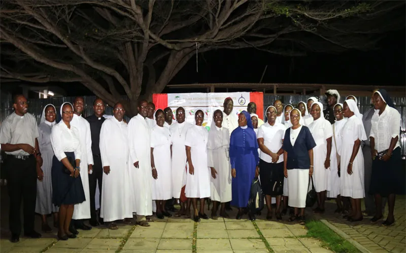 “Evangelization impossible without financial resources”: Church Leader ...