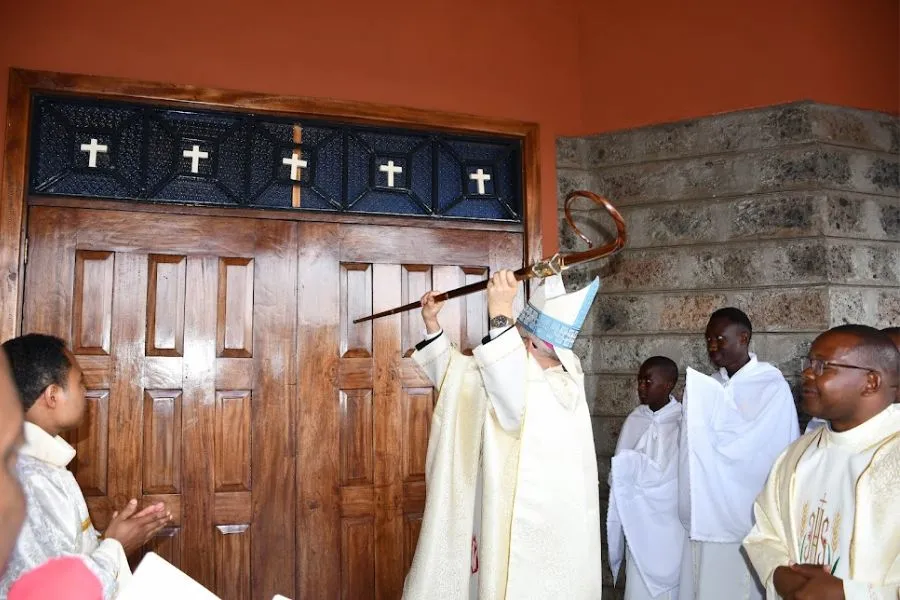 “A Holy space”: Nuncio at Kenyan Church Consecration, Cautions against ...